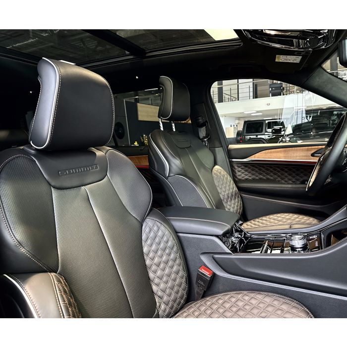 Jeep Grand Cherokee Summit Reserve 7 місць у наявності в Києві — ціна 3 ...